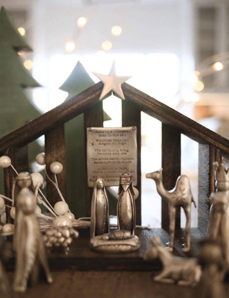How to display your Christmas nativity scene - Lisa Leonard Designs Blog